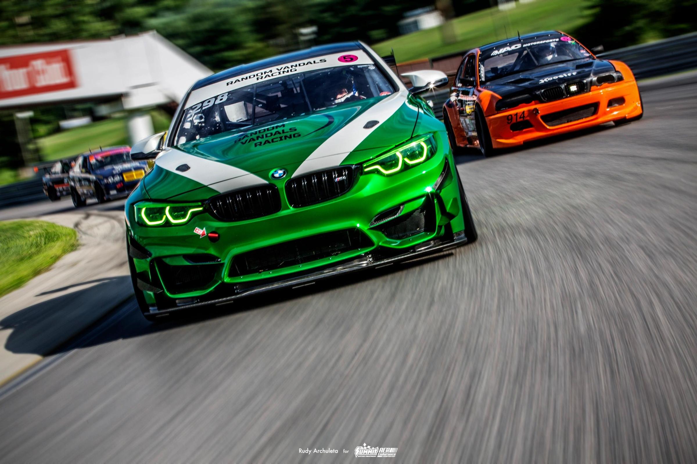 Random Vandals M4 GT4 by Richard Lavigne - Trading Paints