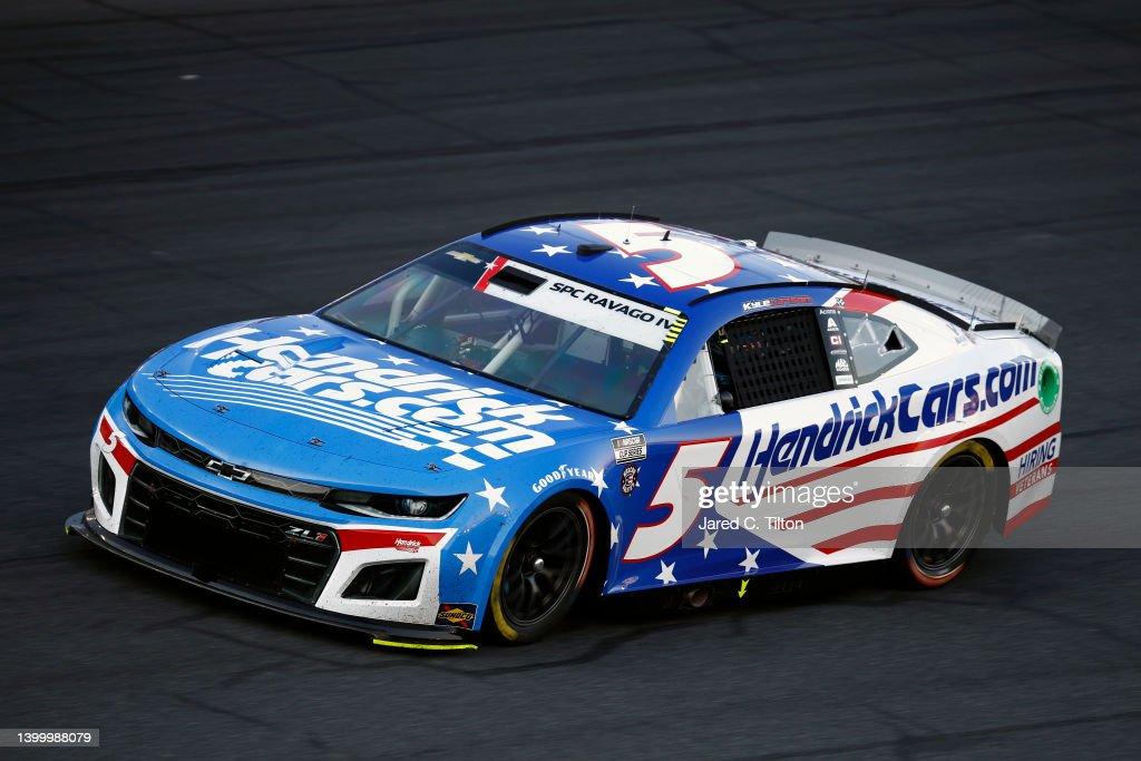Kyle Larson #5 Hendrick Cars USA 2022 NASCAR Cup Series With Custom Number by Ryan Broderick ...